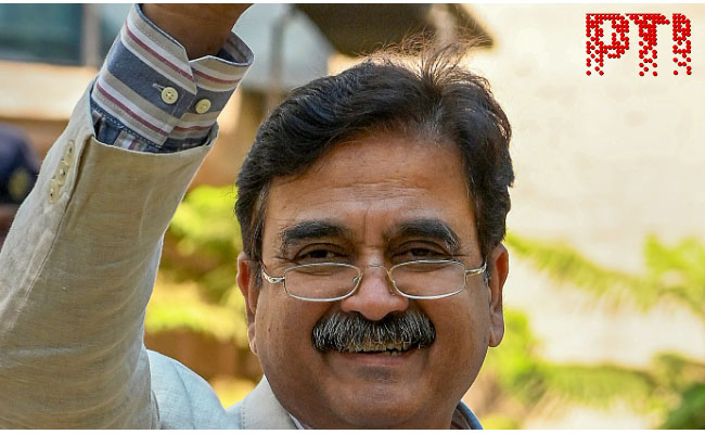 Abhijit Gangopadhyay announces he's joining BJP after resigning as ...