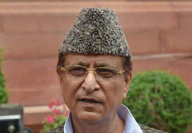 Azam Khan acquitted in 2008 public property damage case
