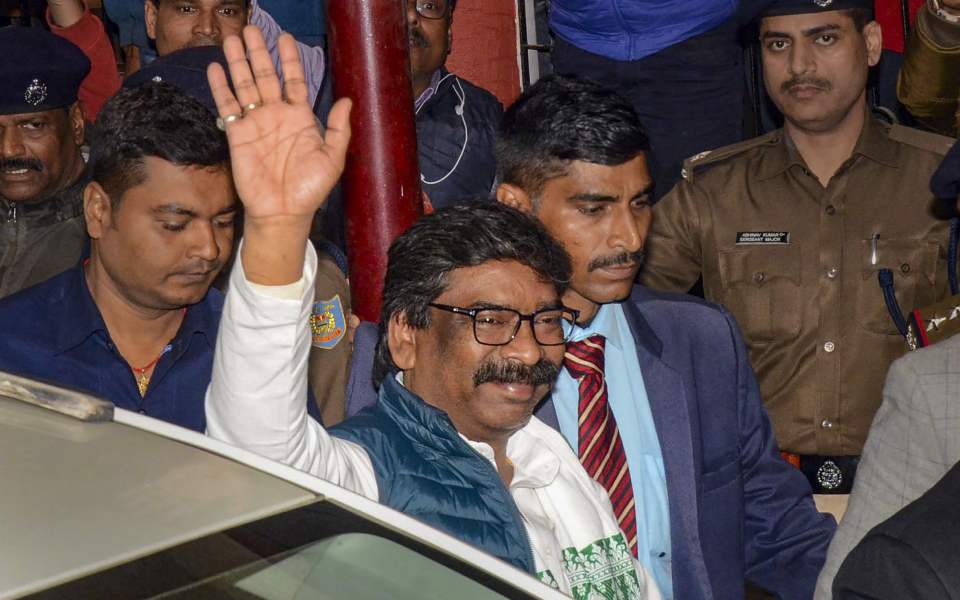 Arrested ex-Jharkhand CM Hemant Soren reaches assembly to participate in trust vote