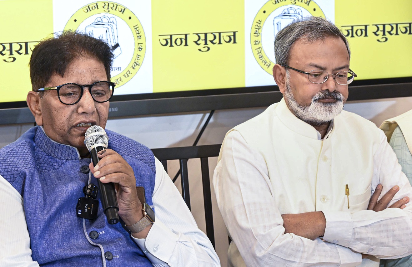 Three drown, one missing after car falls into dam in Jharkhand