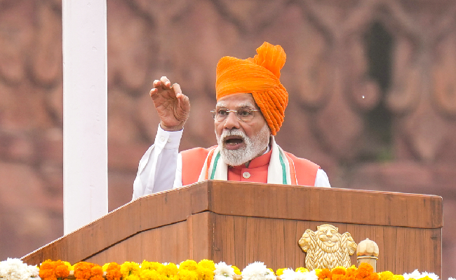 PM Modi salutes RSS for its 100-year journey in service of nation ...