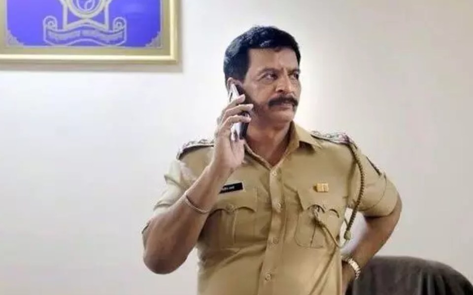 Fake encounter: HC hands life term to ex-cop Pradeep Sharma, says ...