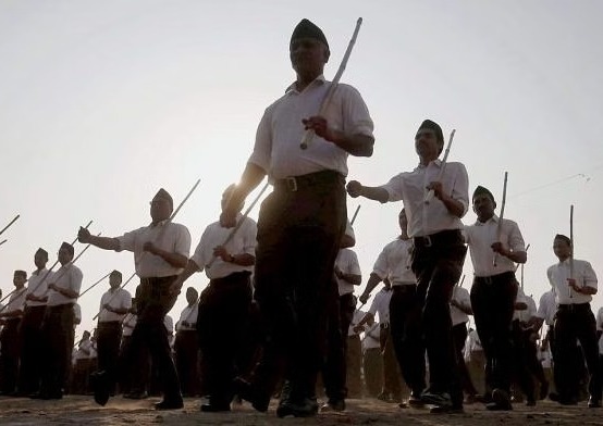 'Ban' on govt employees taking part in RSS activities removed: Cong ...