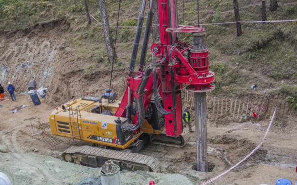 Silkyara tunnel rescue: Vertical drilling of 19.2 metres done on first day
