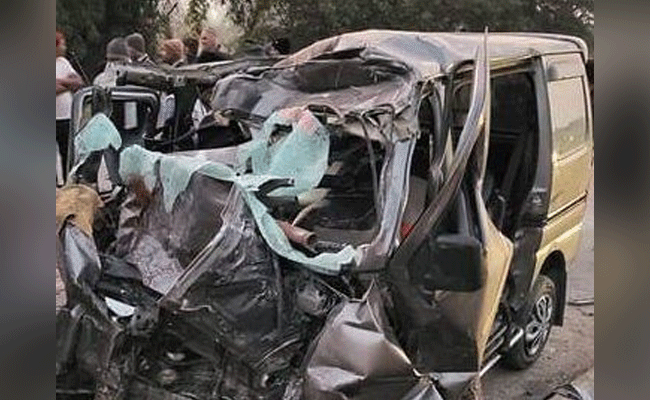 Nine people killed in truck-van collision on Mumbai-Goa highway in Maha