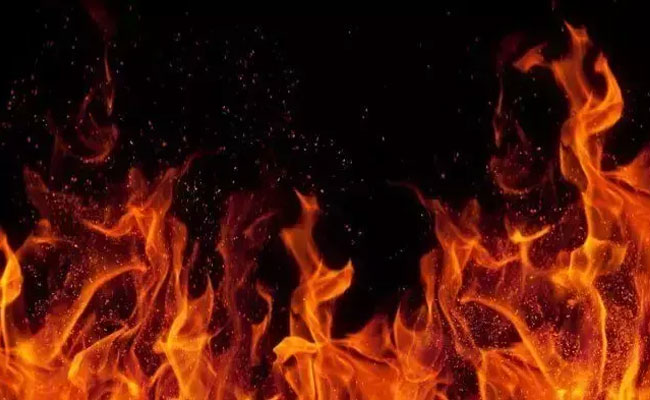 Fire erupts in Mumbai high-rise; none hurt, over 50 people rescued from ...