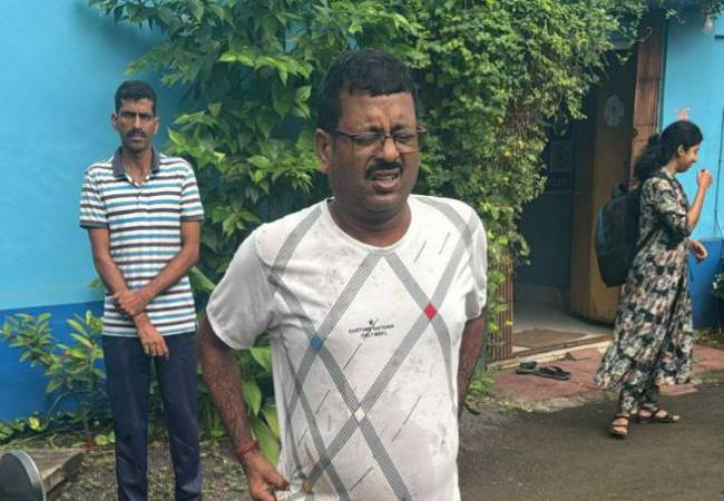 One dead, several injured as private bus heading to Mangaluru falls into stream near Agasur village