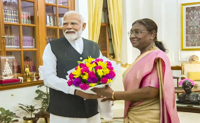 PM Modi greets President Droupadi Murmu on her 66th birthday
