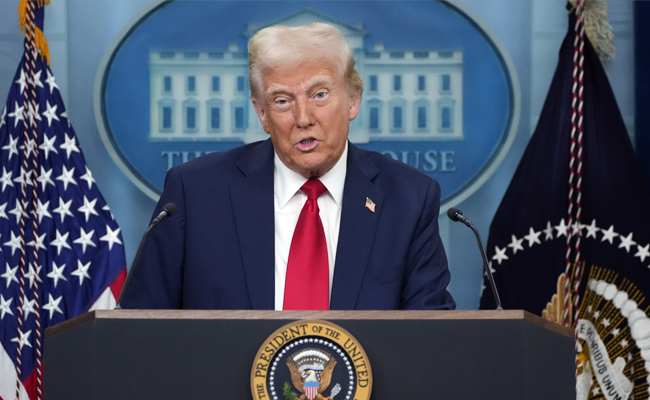 'Back to plastic': Trump signs order for plastic straws as he declares ...