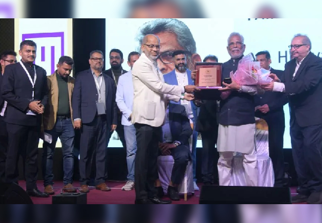 Grand ‘Sahebaan UAE’ family gathering held in Dubai, achievers honoured