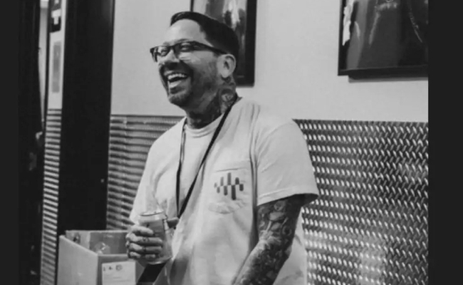 Sound Talent Group Co-founder Dave Shapiro among dead after jet crashes ...